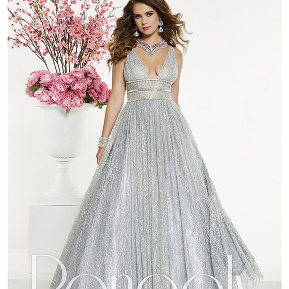 Panoply | Dresses | This Is A Size 2 Panoply Prom Dress Is A Beautiful ...